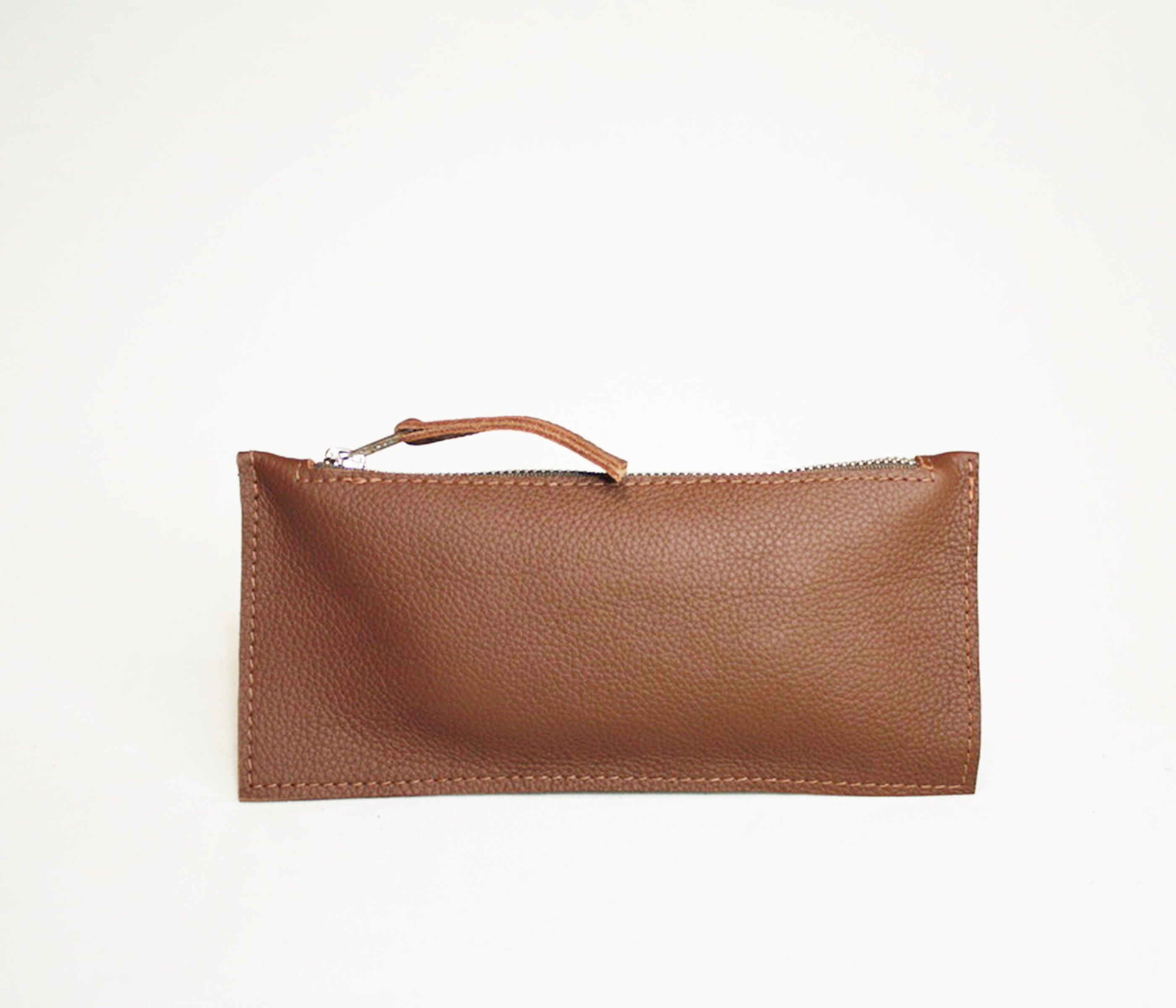 Small Brown Leather Zipper Pouch – Ian James